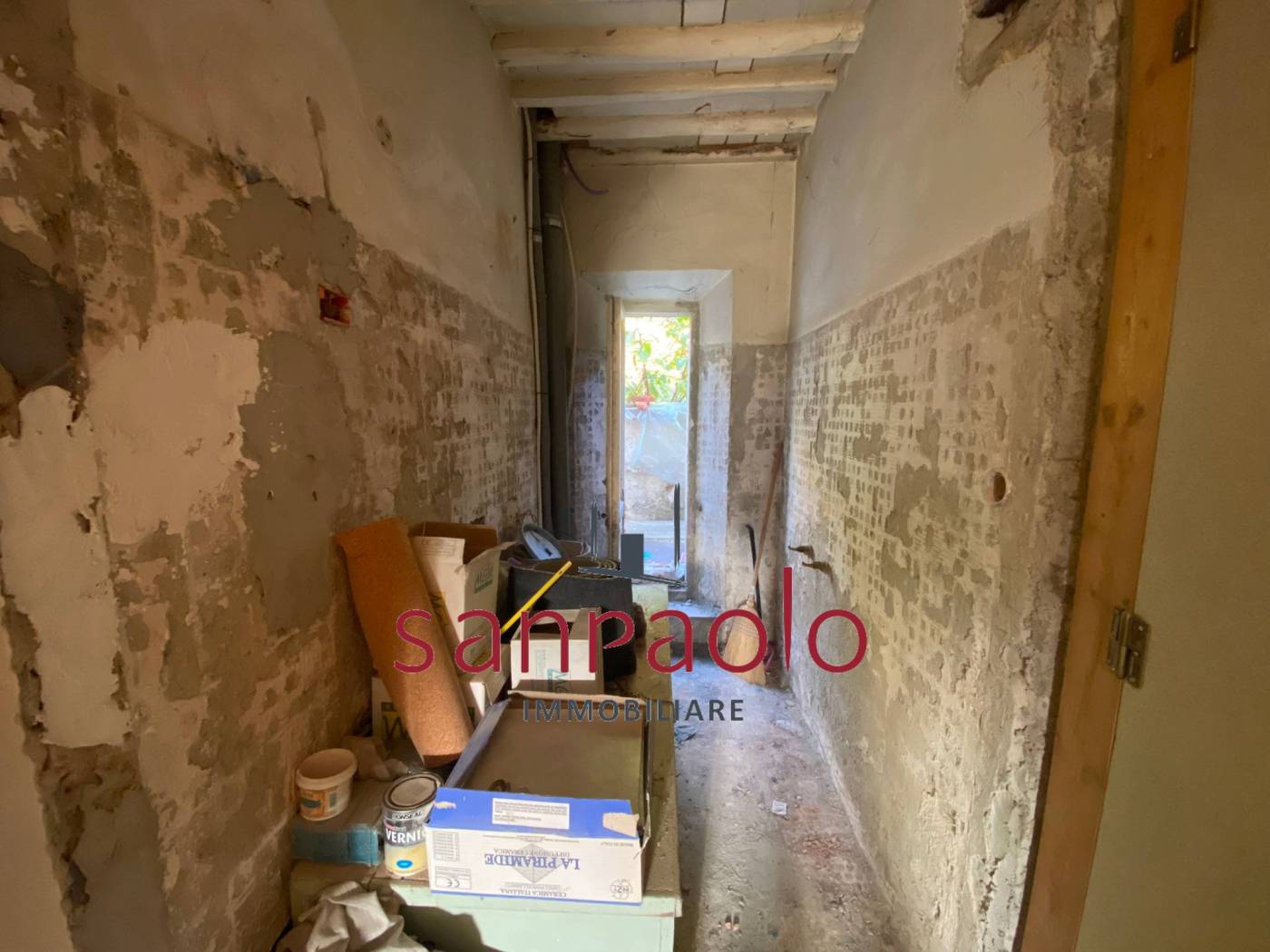 Quadrilocale via Modenese, Cireglio, Pistoia