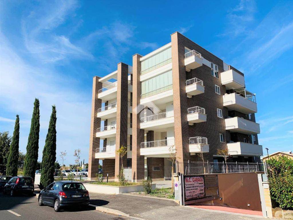 Bilocale viale Bartolomeo Cavaceppi 28, Mezzocammino, Roma