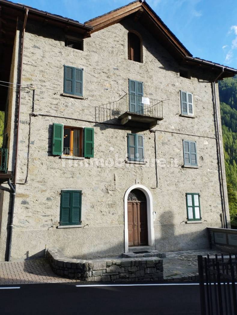 Trilocale via Tornadri 116, Centro, Lanzada