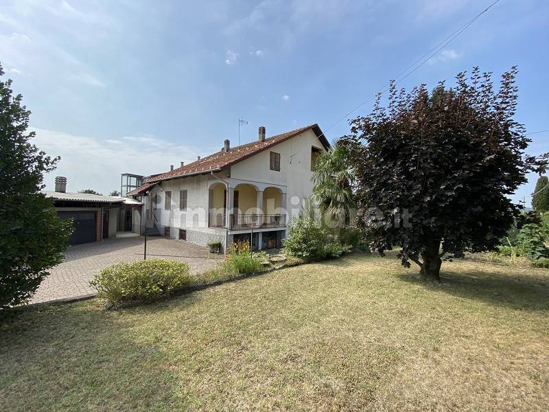 Appartamento via Umberto I 2, Centro, Viverone