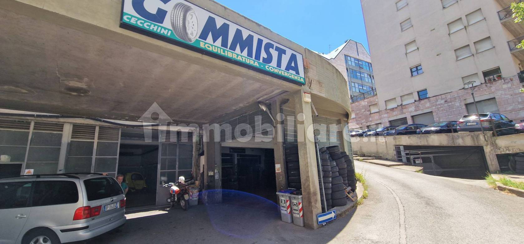Gommista in Vendita