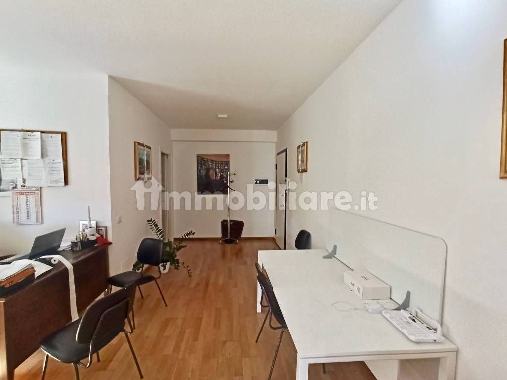 Ufficio - Studio corso del Popolo, Terni, rif. 98188046 - Immobiliare.it