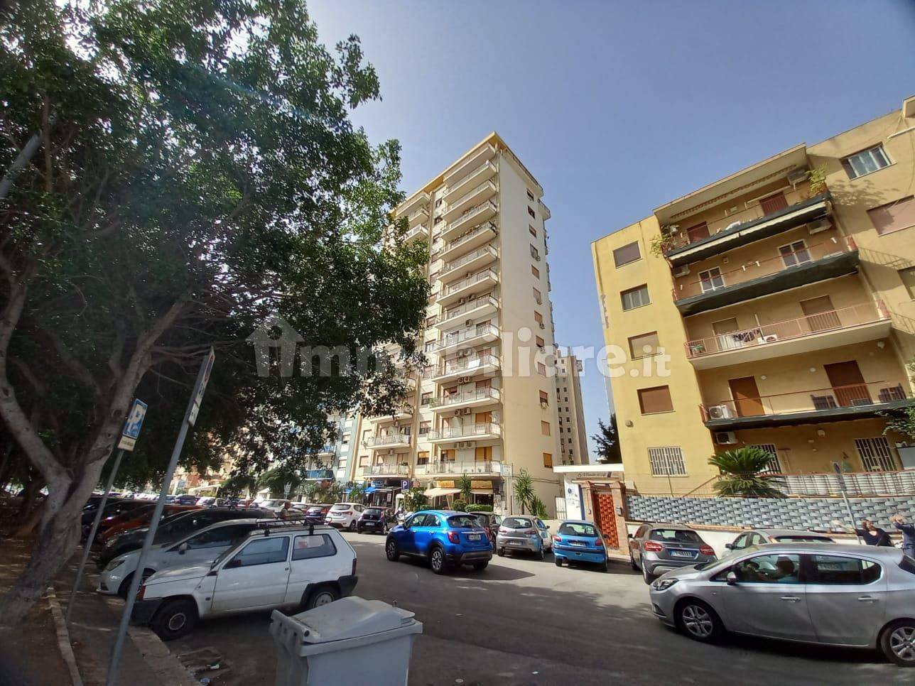 Appartamento ottimo stato, 12, Resuttana, Palermo