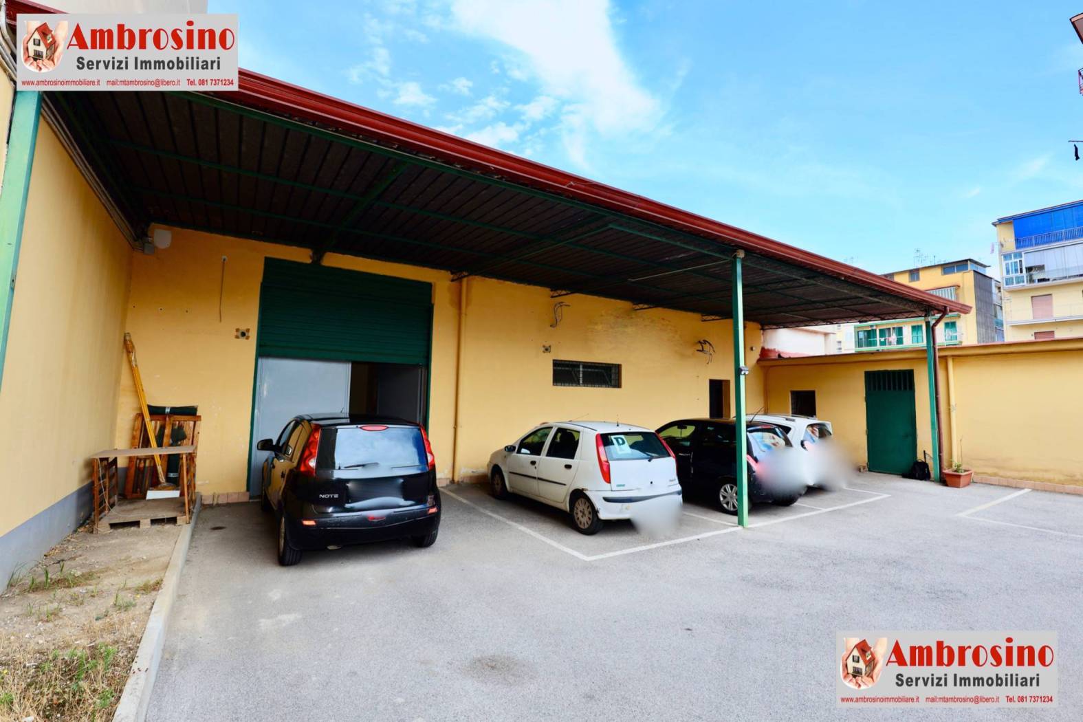 Locale commerciale in Vendita