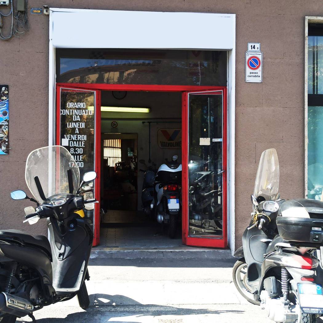 Officina - Carrozzeria in Vendita