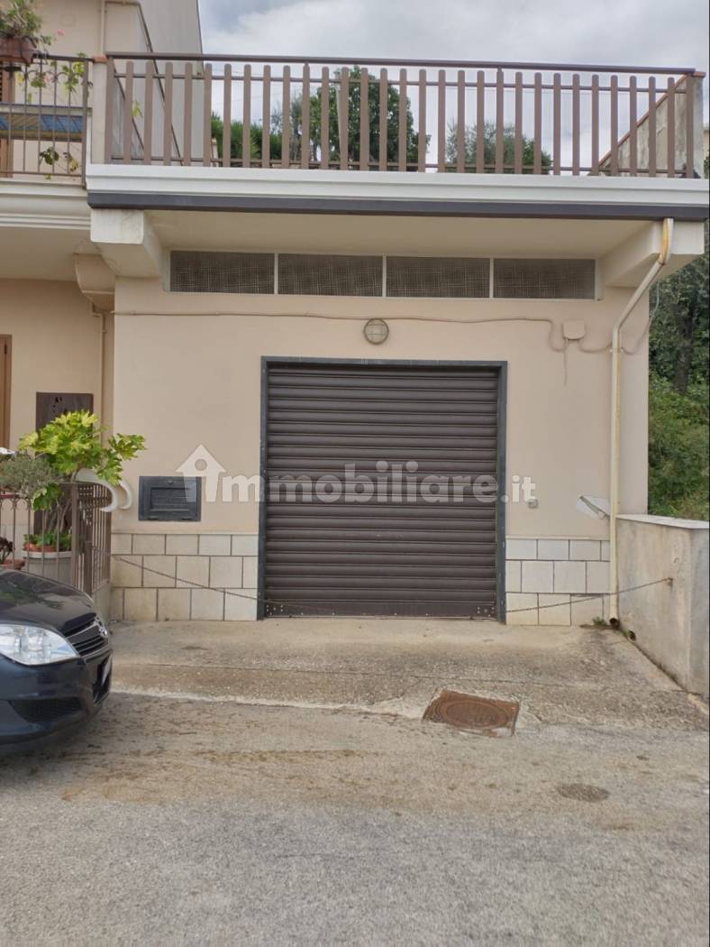 Garage - Box in Vendita