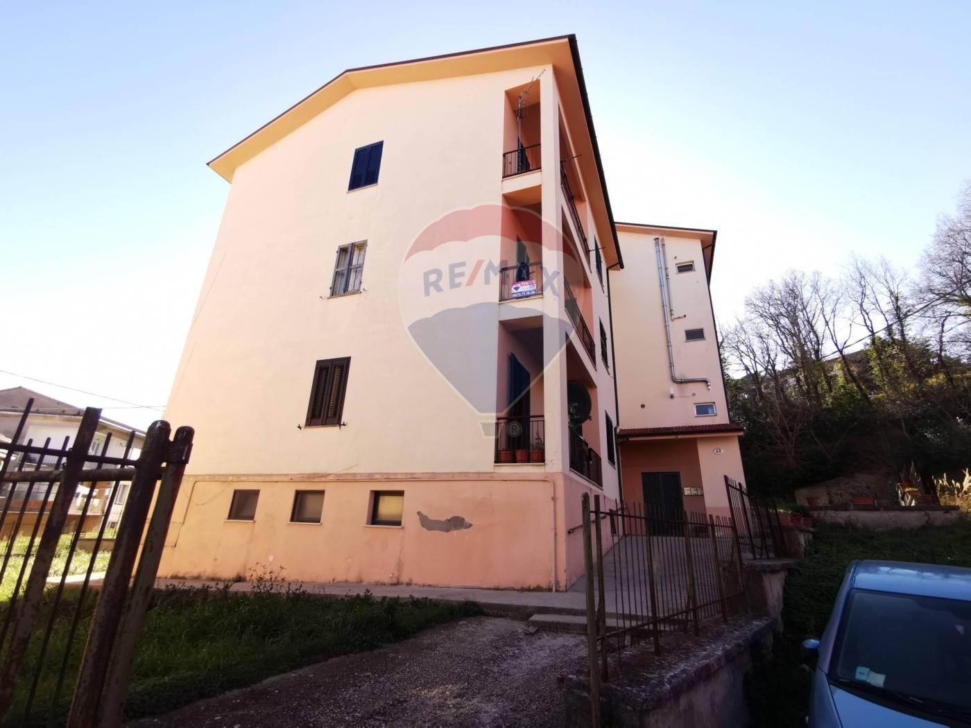 Trilocale da ristrutturare, secondo piano, Centro, Atessa