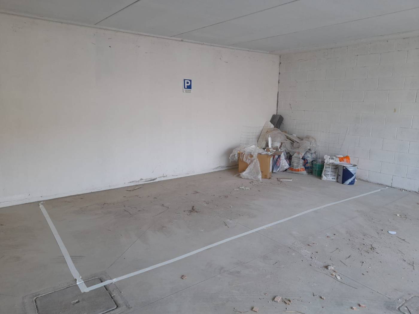 Posto auto - moto in Vendita