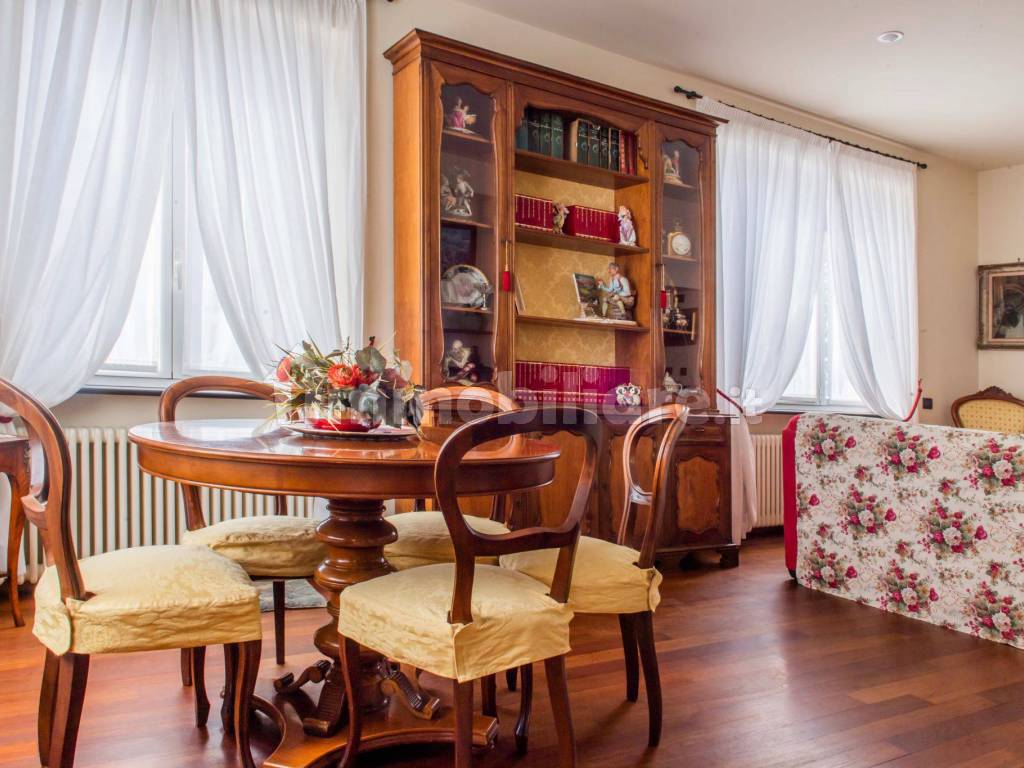 Vendita Villa unifamiliare in via Emanuele Ravano Genova. Posto auto ...