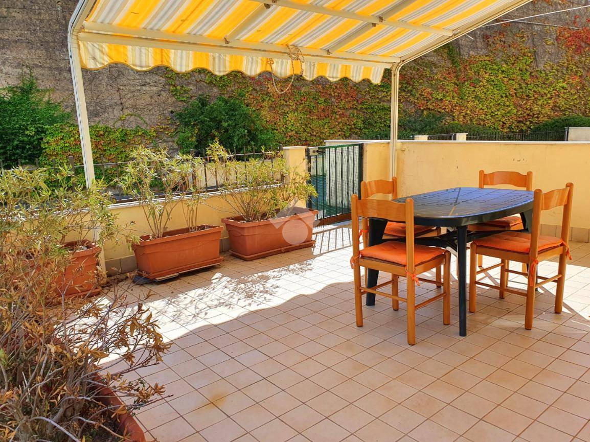 Bilocale regione moro 28, Terzorio