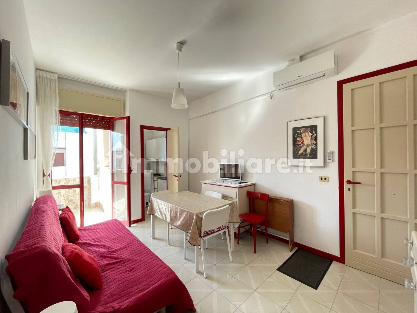 Bilocale via Giacomo Leopardi 41, Torre Dell&#x27;orso, Melendugno