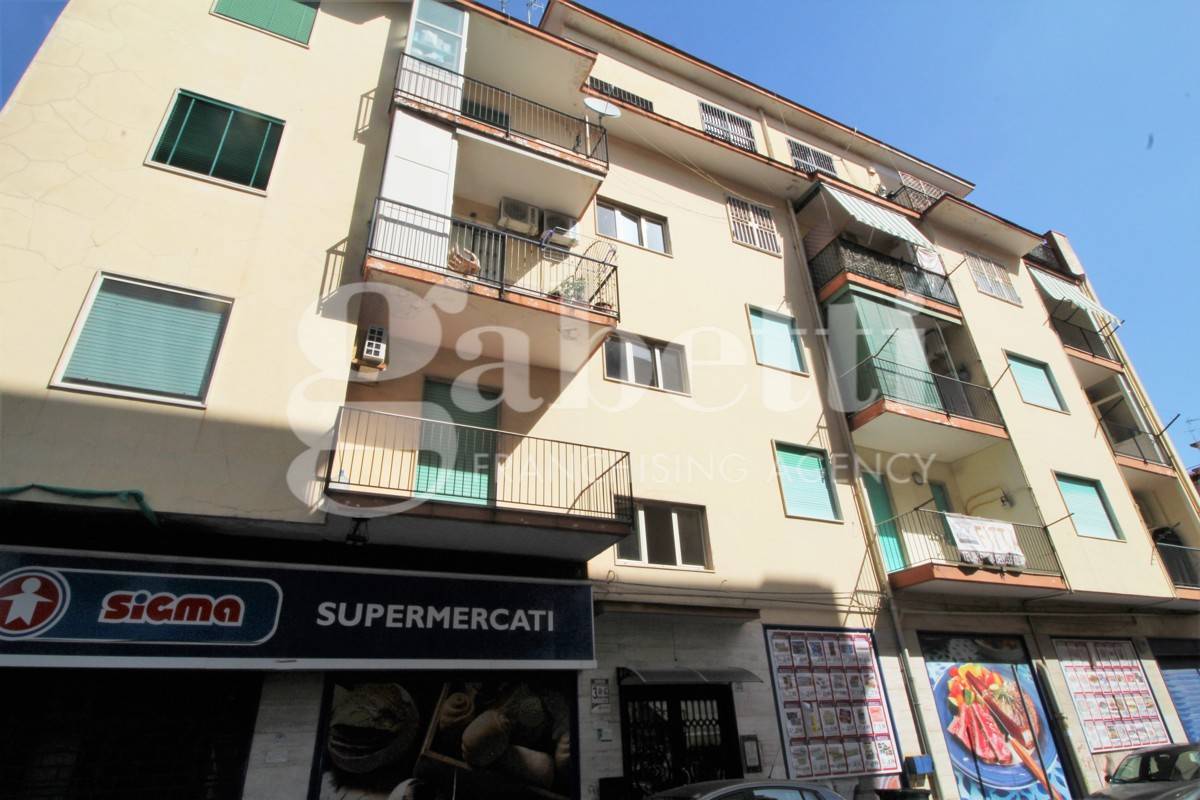 Bilocale via Sanremo, Arzano