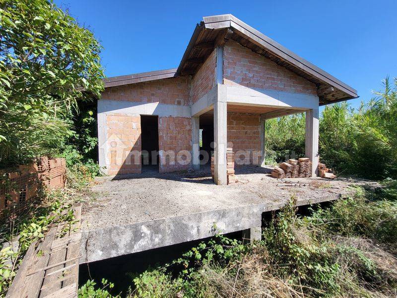 Villa unifamiliare via Madonna di Tufano Formelli 13A, Tufano, Anagni