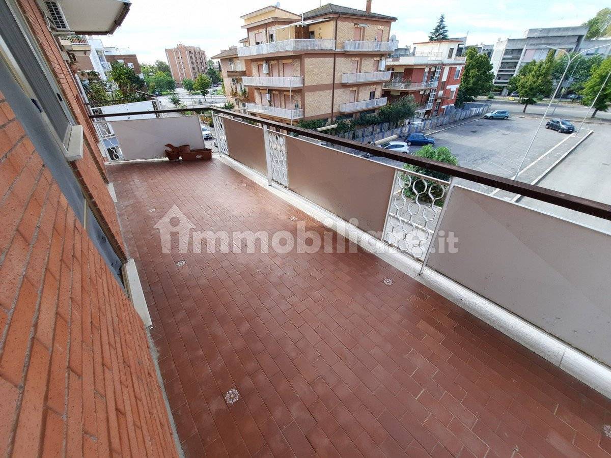 Quadrilocale via Solferino 20, Centro, Latina