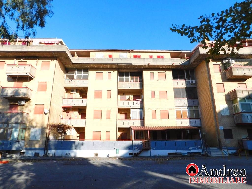 Trilocale via XXV Aprile 12, Cotura, Scalea