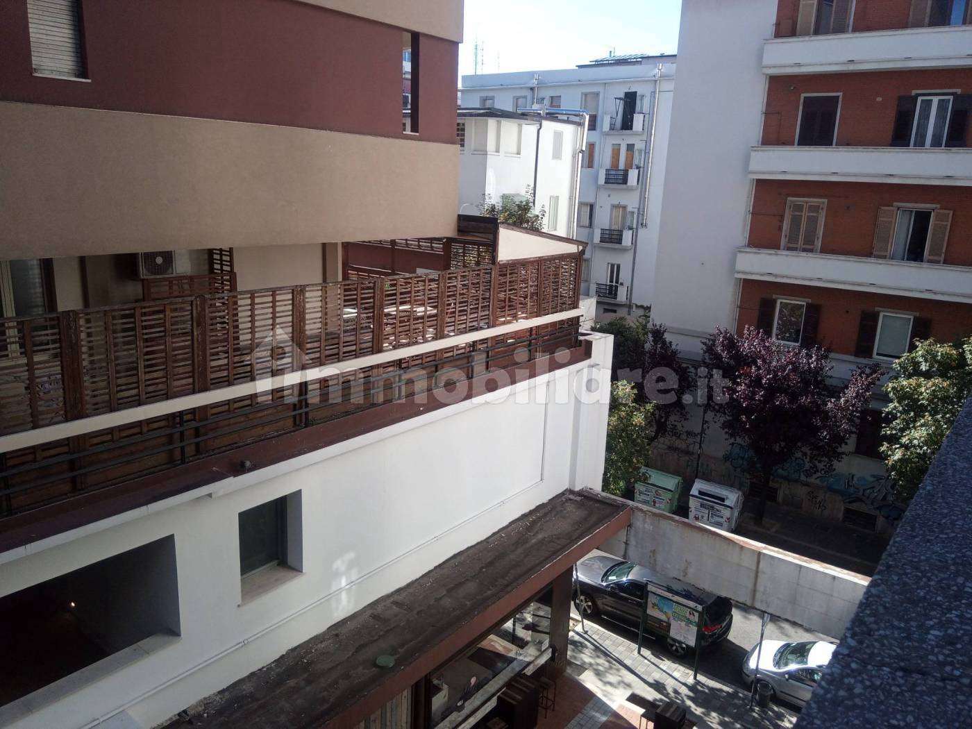 Bilocale via Venezia 10, Via Venezia - Lungofiume Paolucci, Pescara