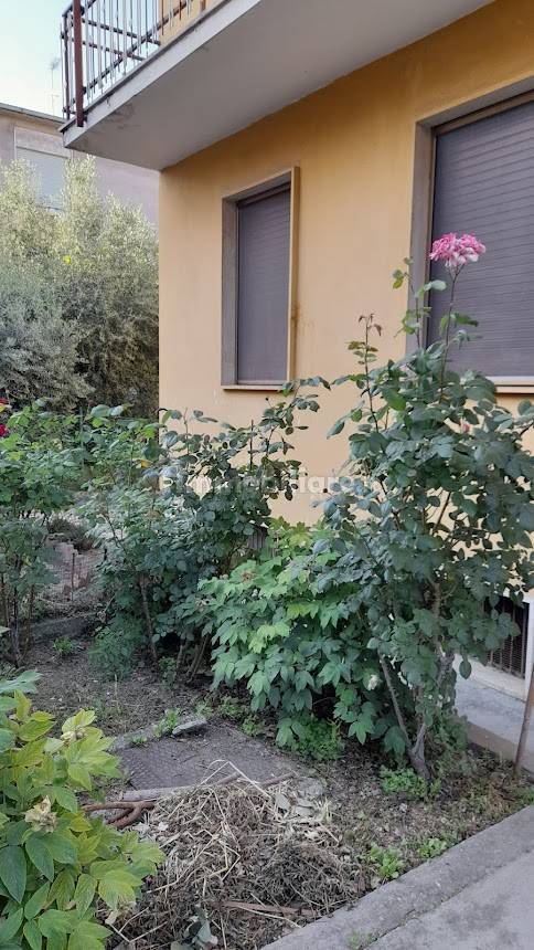 Quadrilocale da ristrutturare, ammezzato, Tuillo, Terni