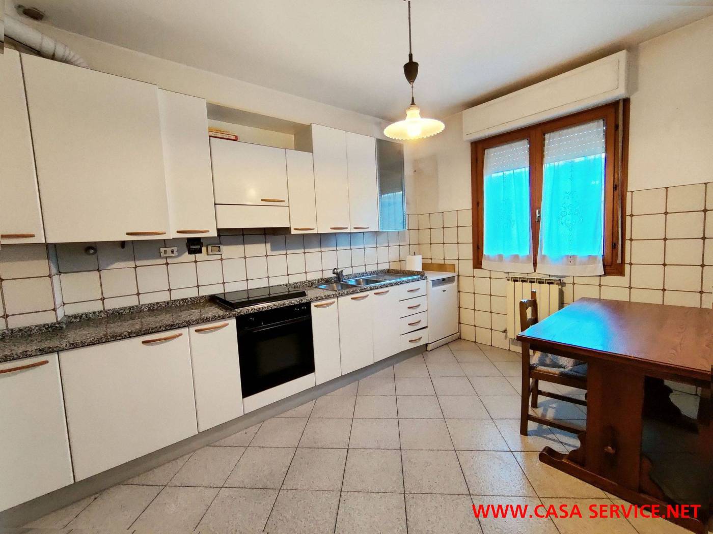 Appartamento viale Luigi Cadorna, Città, Montevarchi