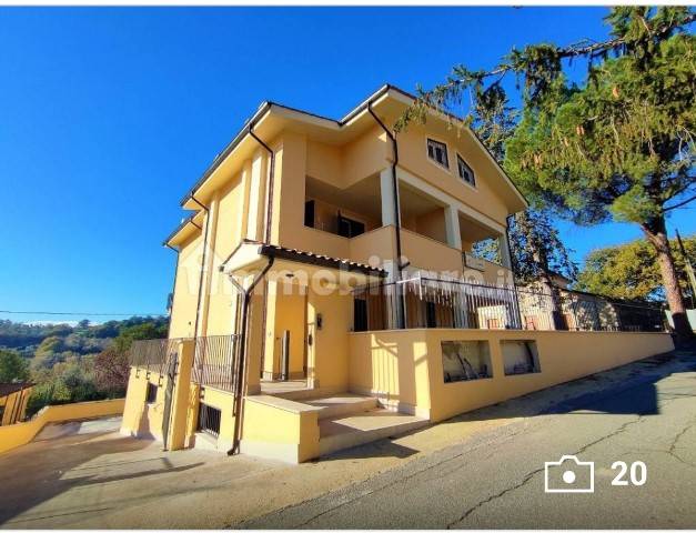 Trilocale via Enrico Toti 17, Talocci, Fara in Sabina