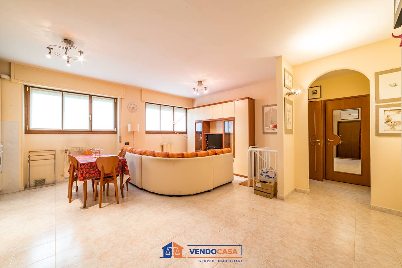 Trilocale via Don Giuseppe Basso 32, Roata Rossi - Passatore, Cuneo