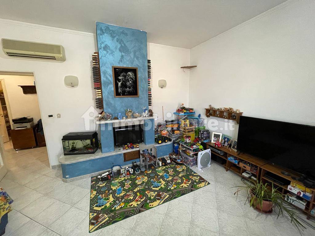 Quadrilocale via Tortona, Piazza Genova, Alessandria