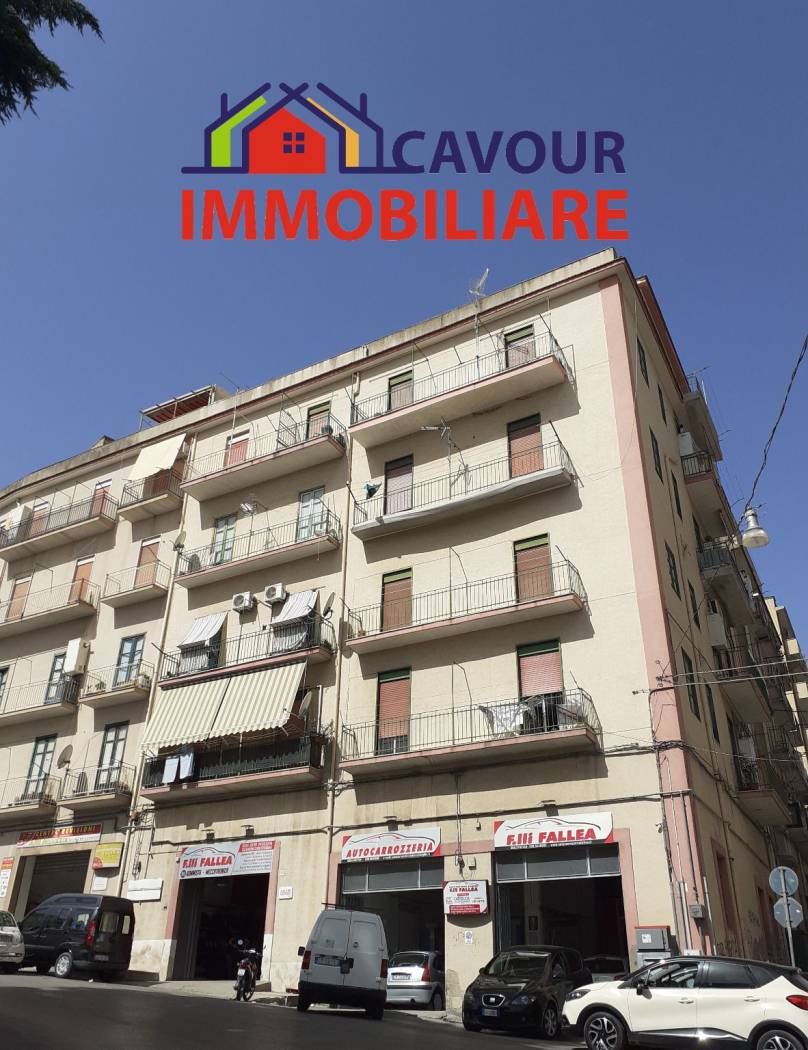 Quadrilocale via Aretusa 2, Centro, Caltanissetta