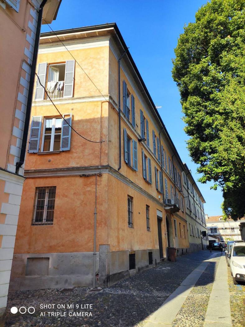 Quadrilocale buono stato, secondo piano, Centro Storico, Pavia