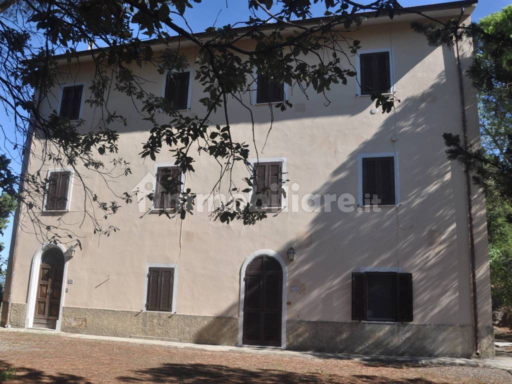 Vendita Rustico in via Roma Castellina Marittima. Buono stato, 440 m² ...