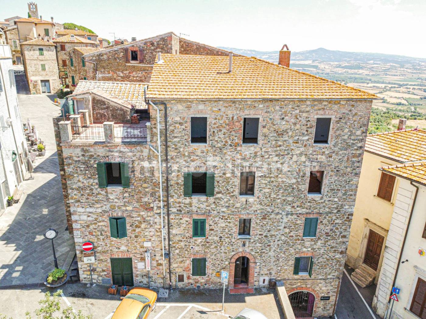 Appartamento piazza Giuseppe Garibaldi, Centro, Campagnatico
