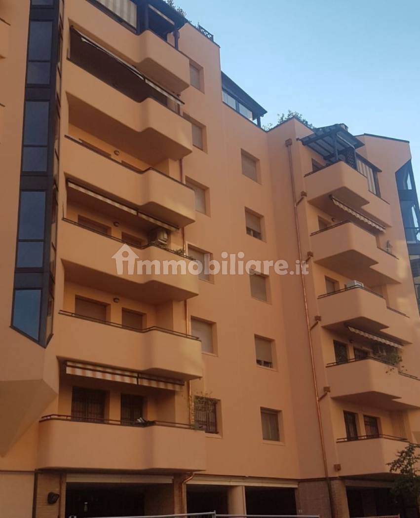 Posto auto - moto in Vendita