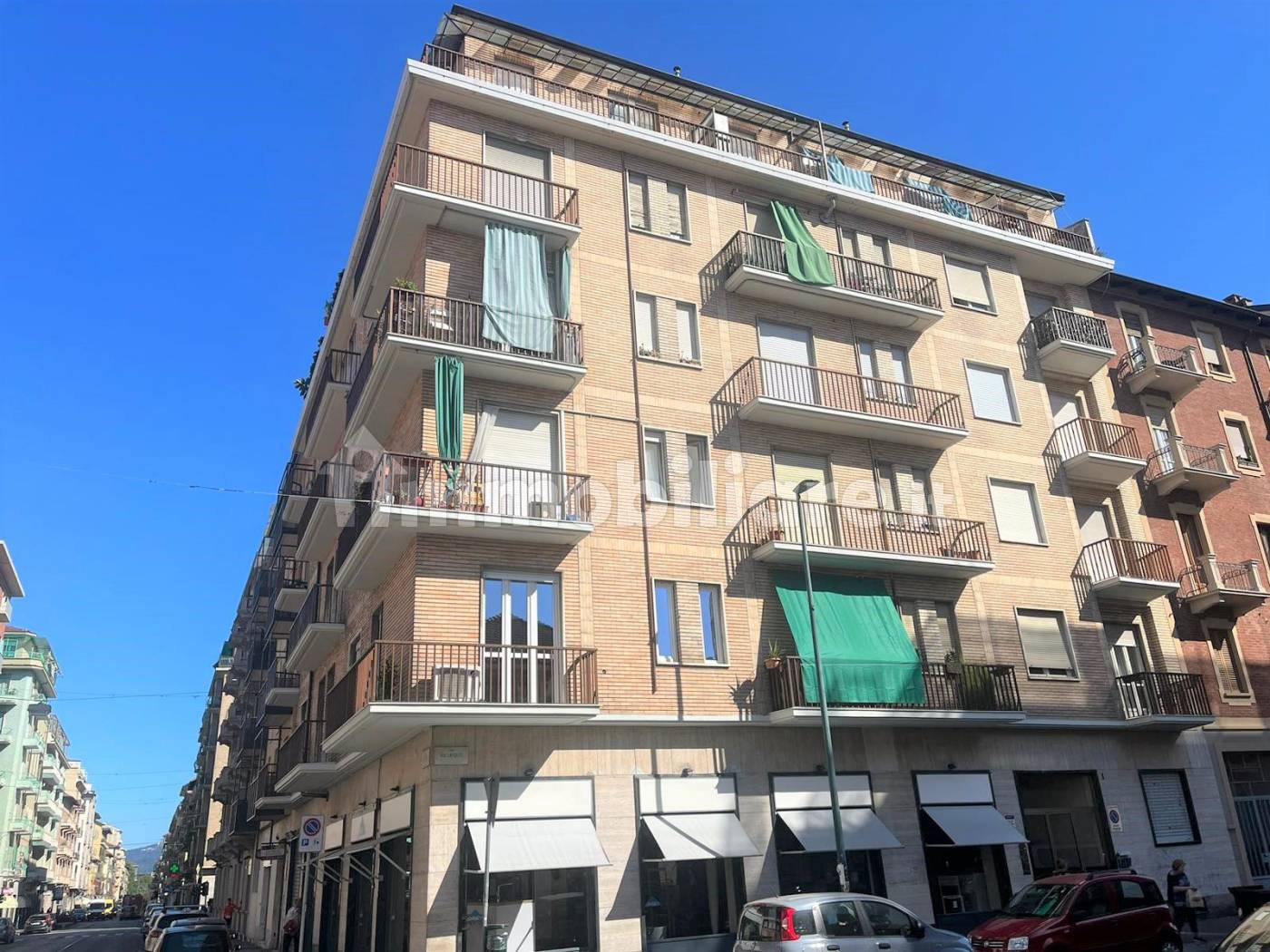 Trilocale via Roccaforte 1, Cenisia, Torino