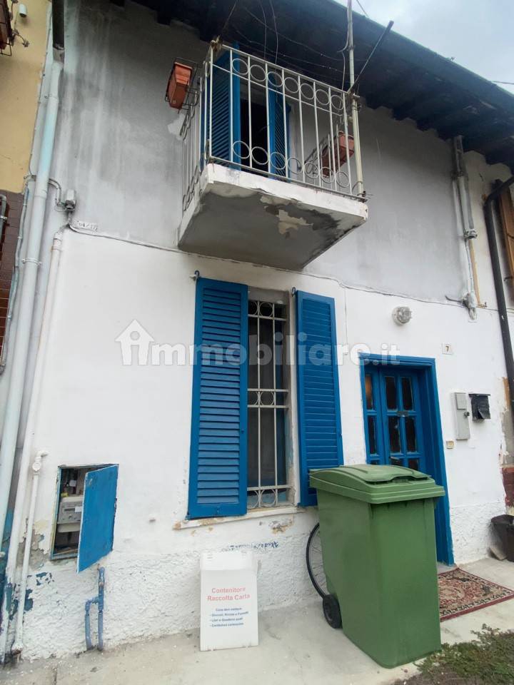 Bilocale Corte Santa Chiara, Centro, Gropello Cairoli