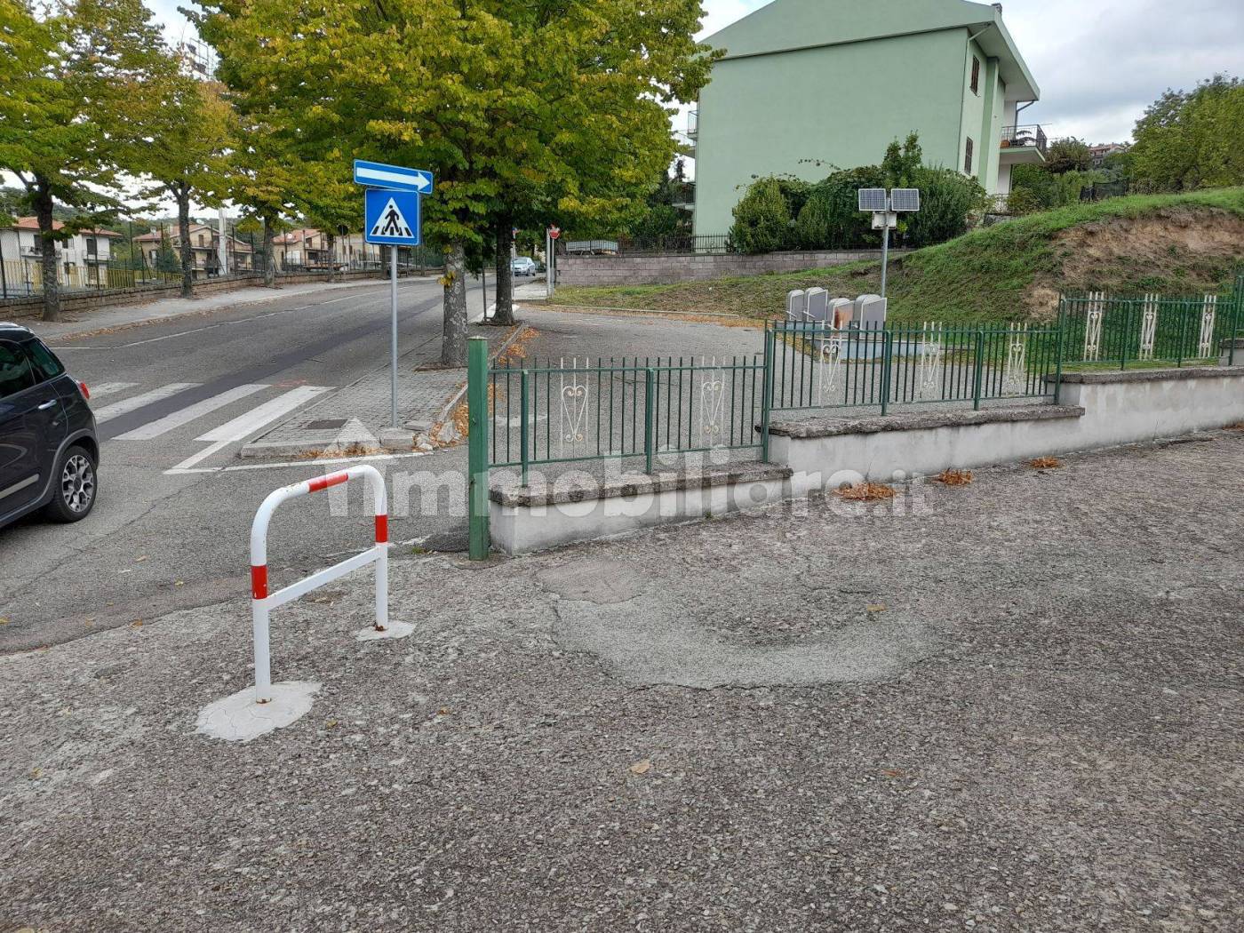 Locale commerciale in Vendita