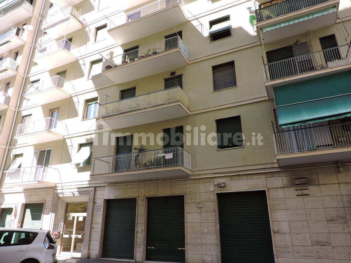 Bilocale via Piacenza 126, Molassana, Genova