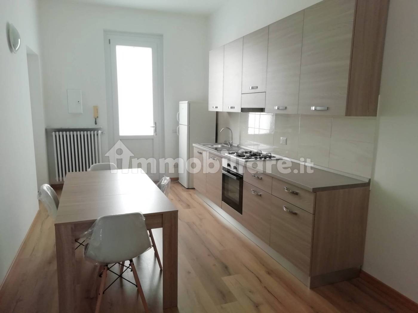 Bilocale ottimo stato, terzo piano, Sant&#039;Andrea, Novara