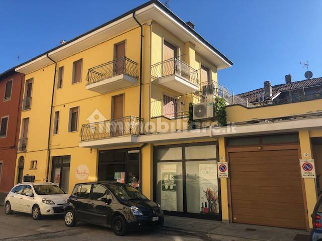 Trilocale via Edmondo De Amicis 20, Centro, Villanova d&#x27;Asti