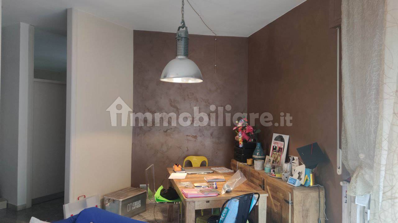 Trilocale via Giuseppe Melgara 2/c, Centro, Valenza