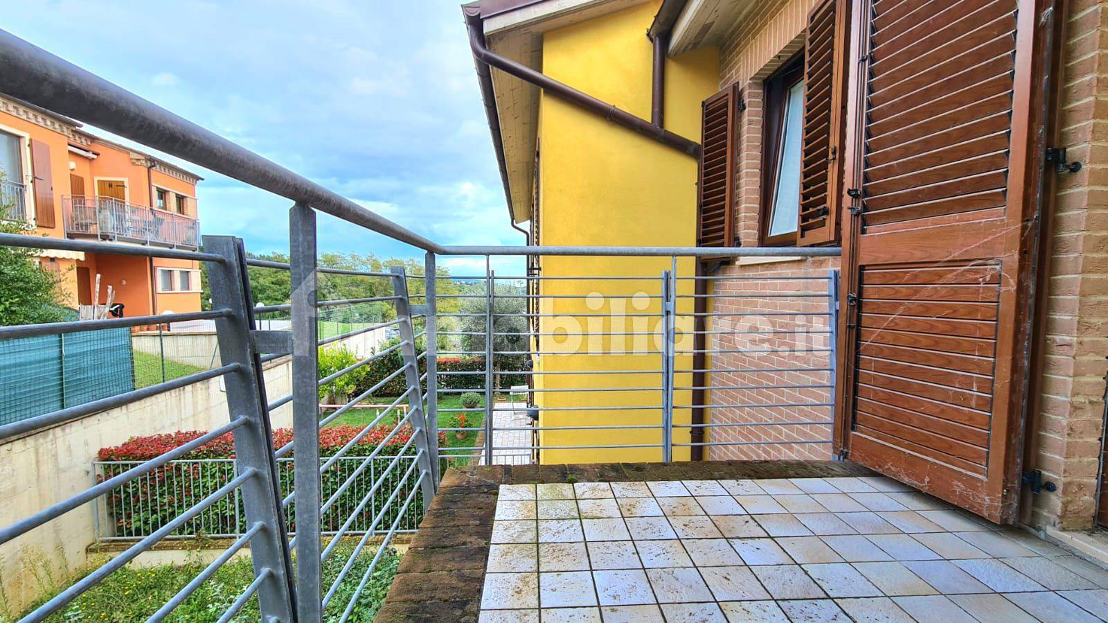 Trilocale via Santo Stefano, Centro, Offagna