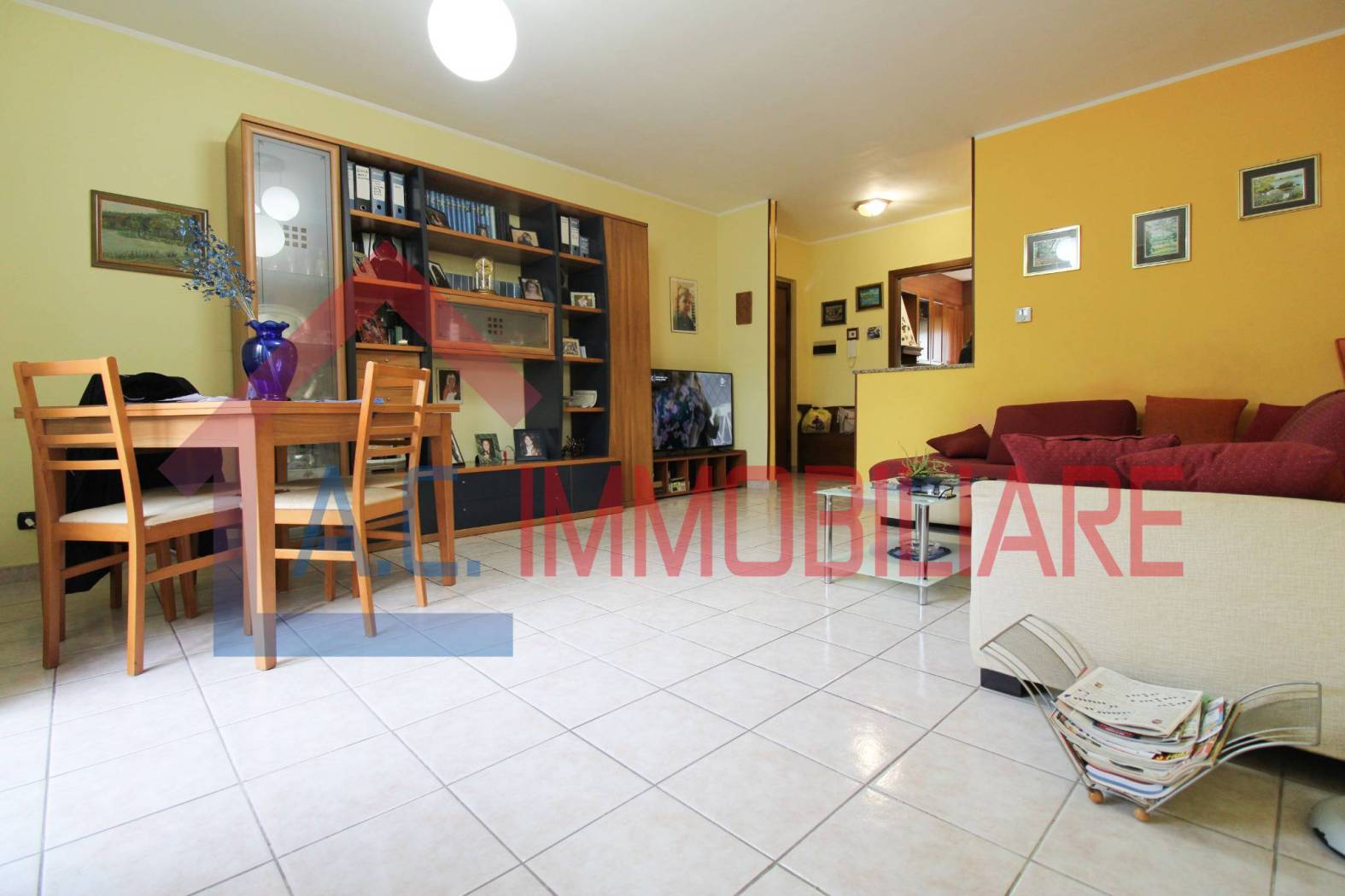 Trilocale via Salvador Allende, Centro, Vergiate