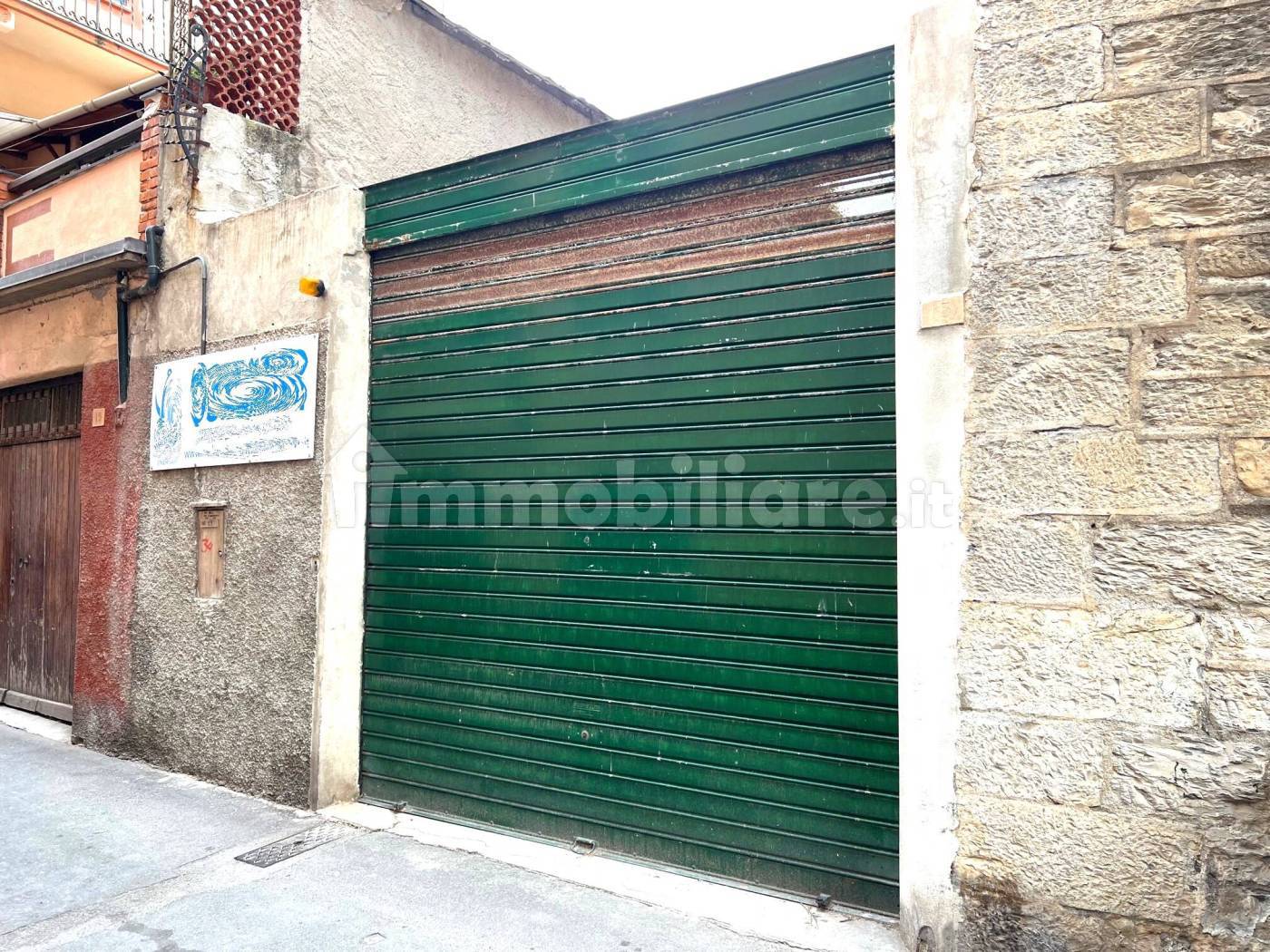 Posto auto - moto in Vendita