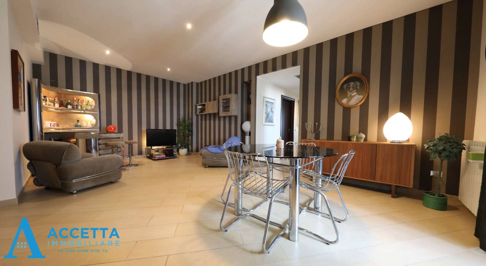 Quadrilocale piazzale Bestat, Tre Carrare, Taranto