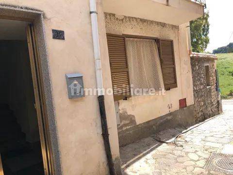 Appartamento via Umberto I 95, Agnana Calabra