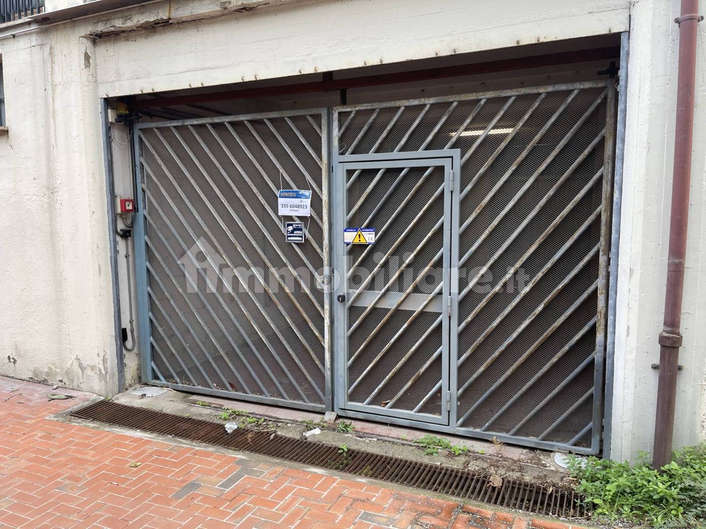 Garage - Box in Vendita