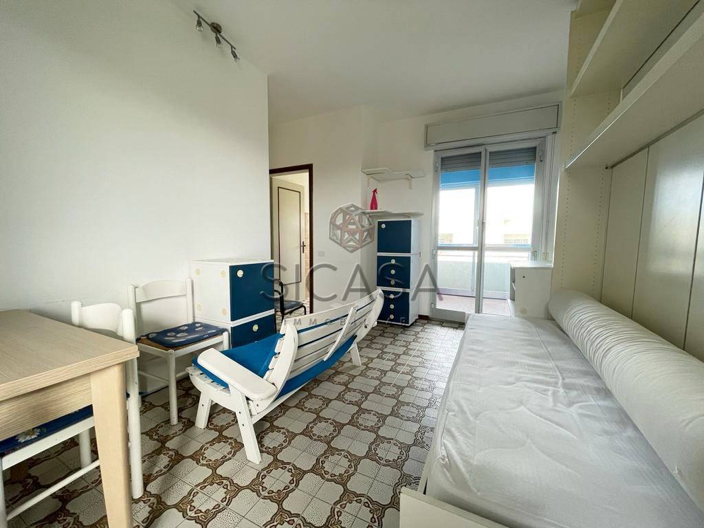 Bilocale buono stato, quarto piano, Caminate, Fano