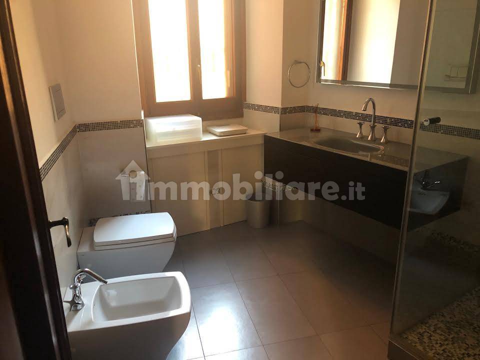 Vendita Appartamento Roma. Trilocale in via di Parione. Ottimo stato ...