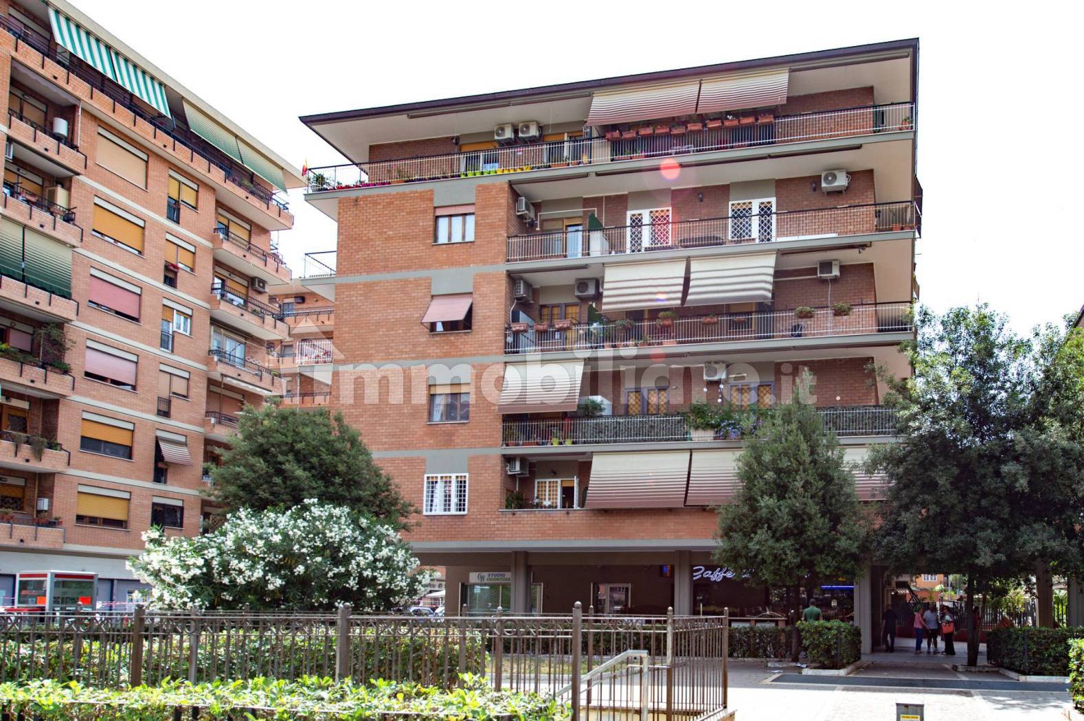 Trilocale piazza Aruleno Celio Sabino 13, Cinecittà, Quadraro, Roma