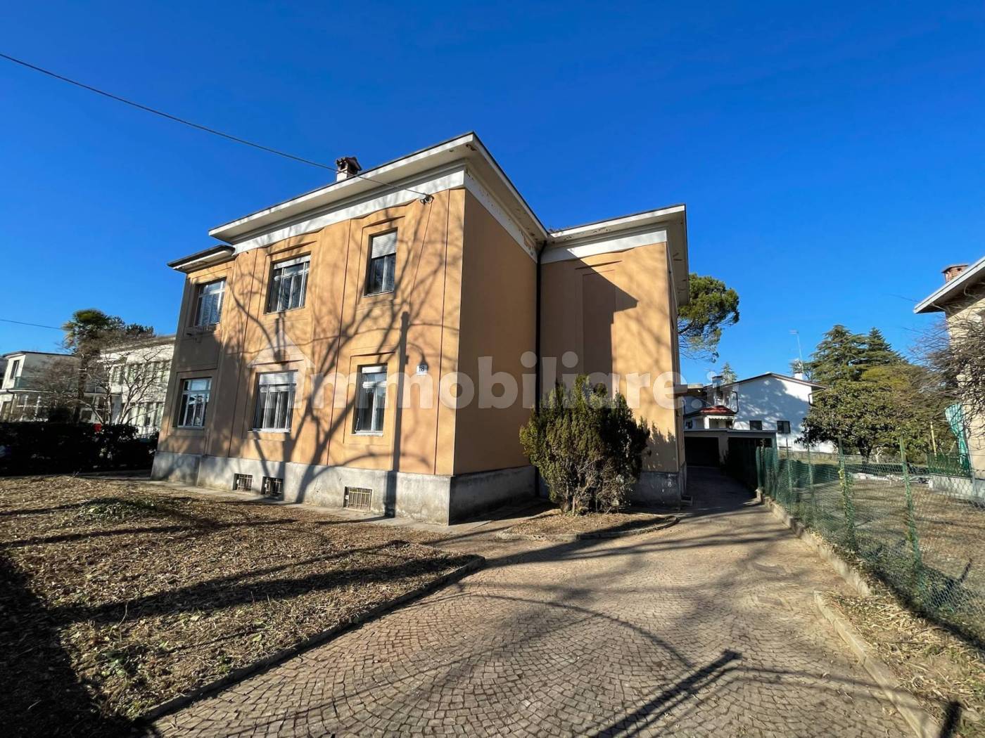 Appartamento viale Virgilio 18, Centro, Gorizia