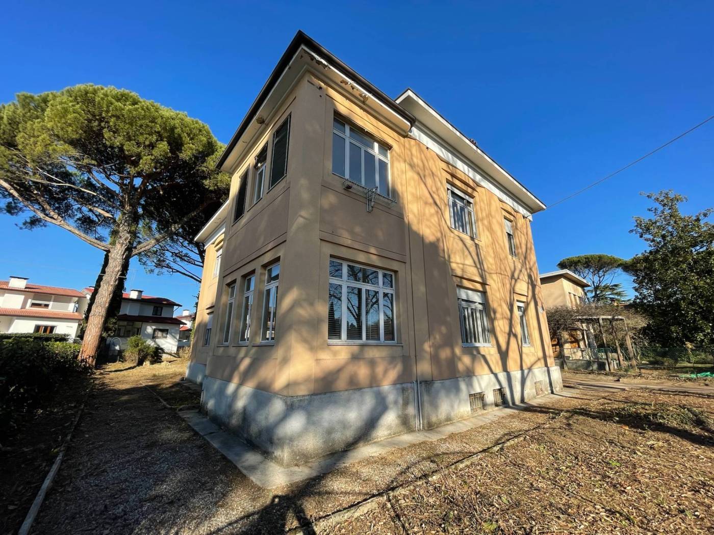 Appartamento viale Virgilio 18, Centro, Gorizia