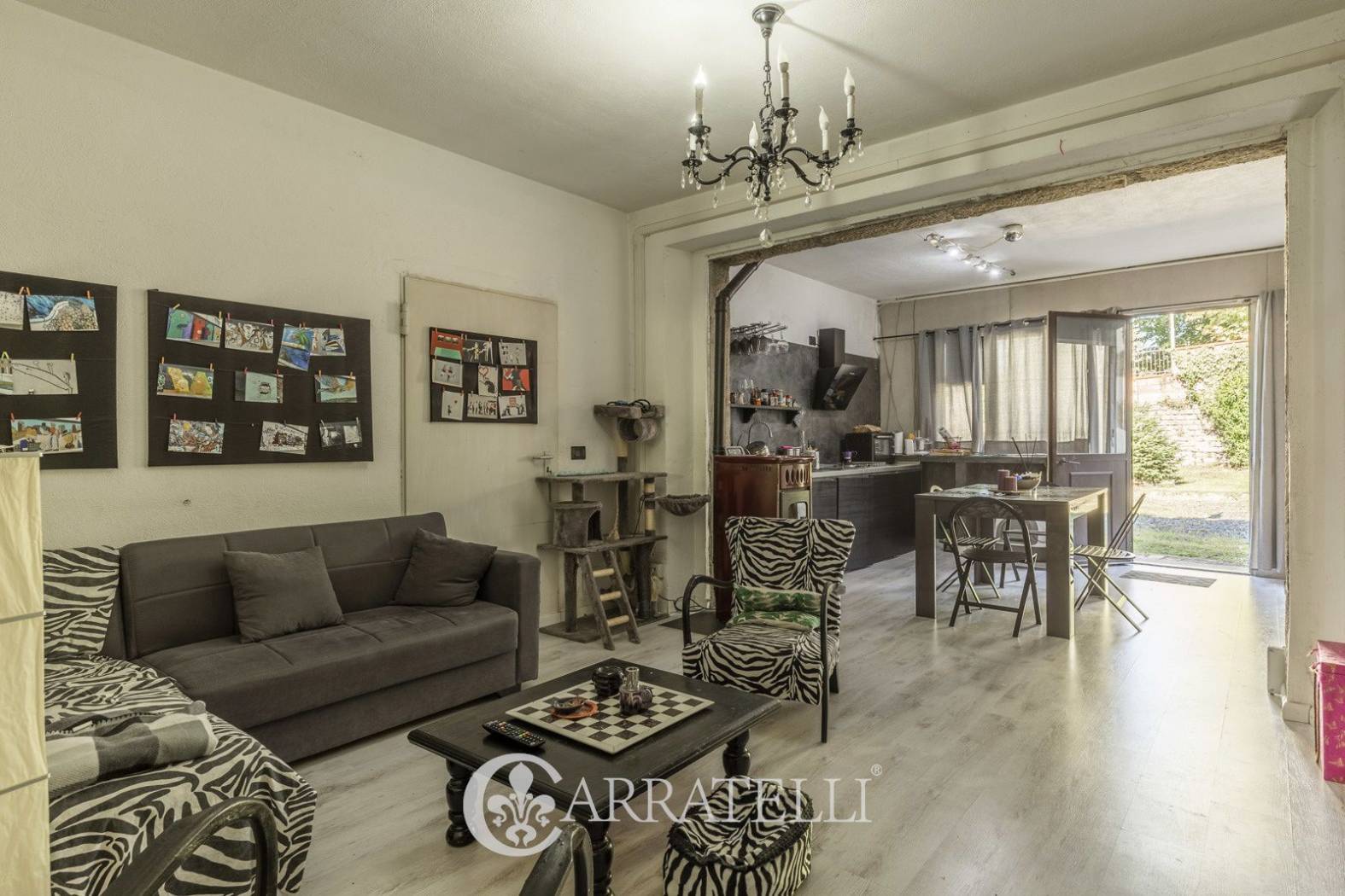 Appartamento via Campogrande 11, Centro, Castel del Piano