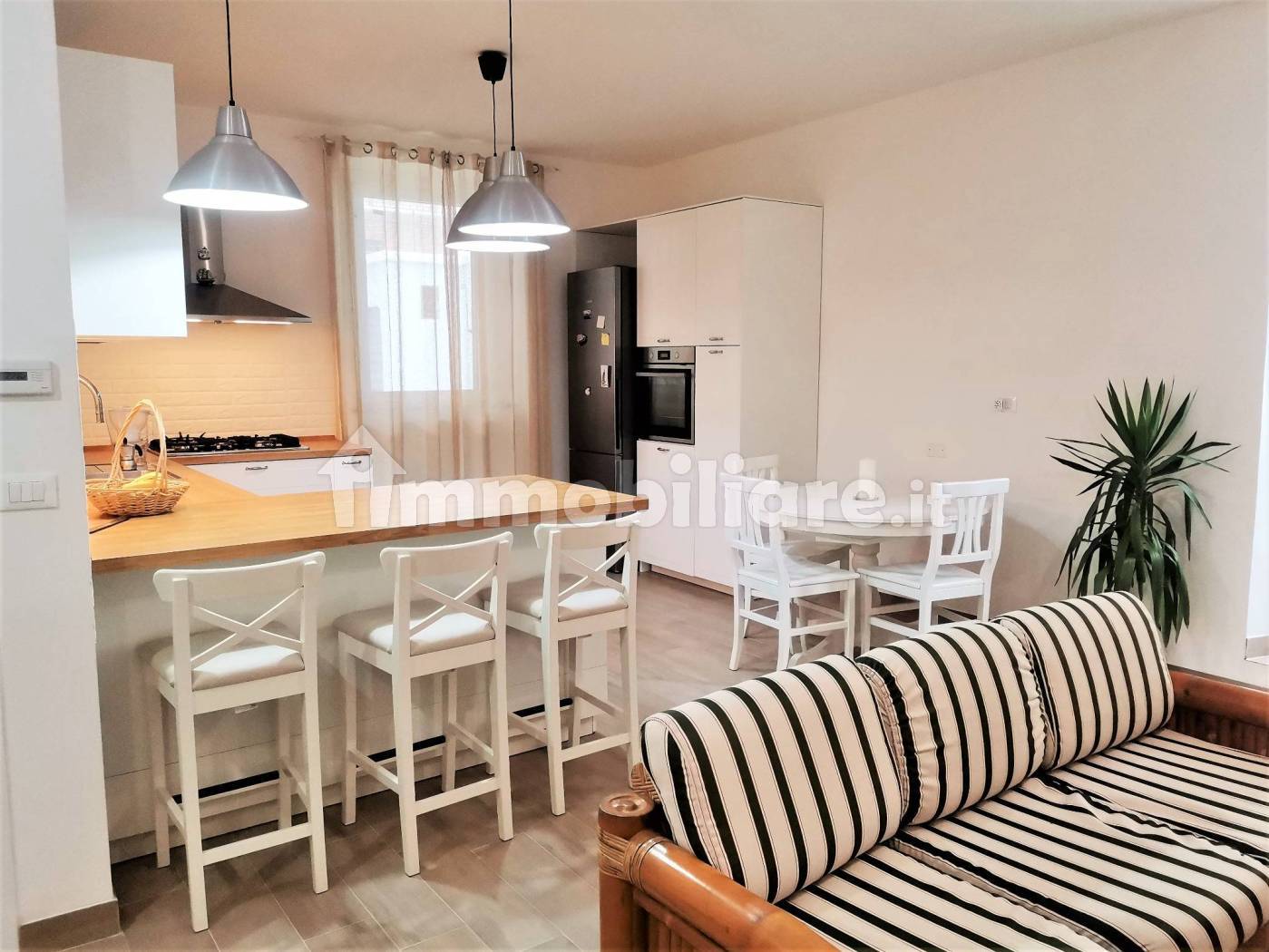 Trilocale via Salvatore Tommasi, Stadio - Lungomare Colombo, Pescara